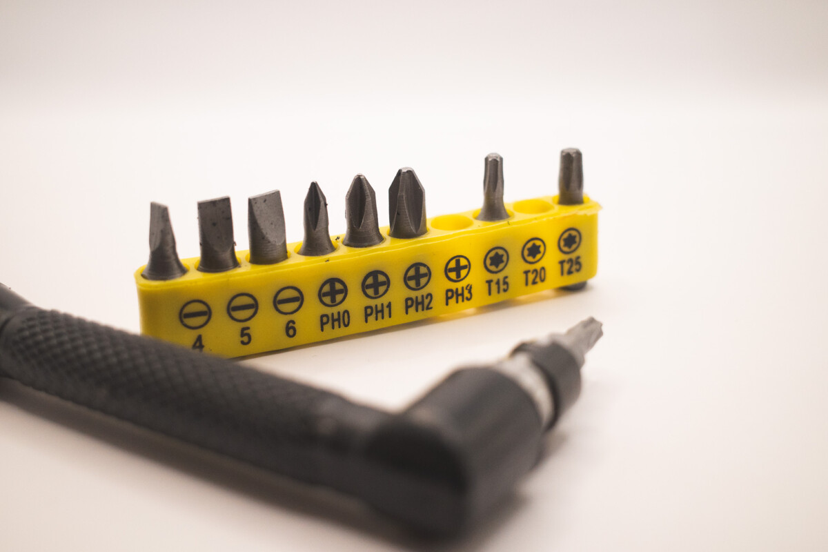 PH3 L-Shaped Screwdriver Set Review (Honest Review) - geareel